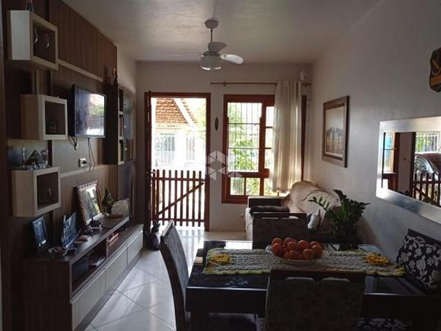 CASA PRÓXIMO Á NAZÁRIO 2 QUARTOS POR R$260.000