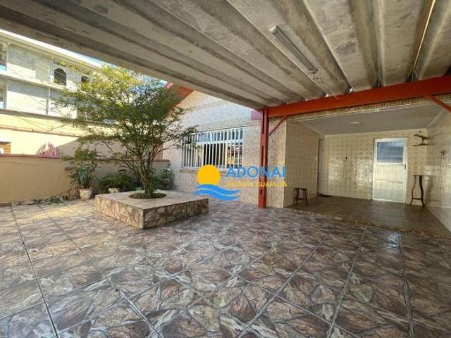 Casa próximo à praia 4 dormitórios — Santa Rosa — Guarujá