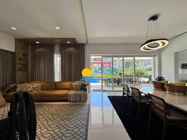 Casa próximo à praia com lazer — Enseada — Guarujá