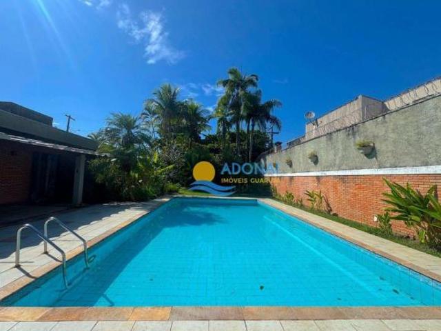 Casa próximo à praia com lazer — Enseada — Guarujá
