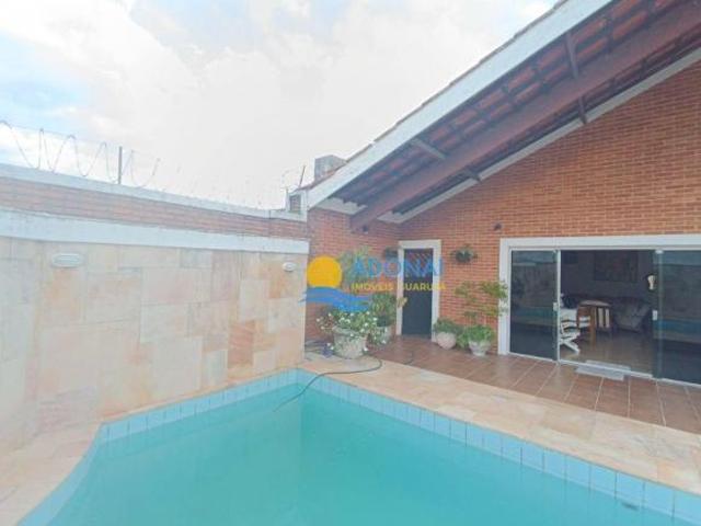 Casa próximo à praia com lazer — Enseada — Guarujá