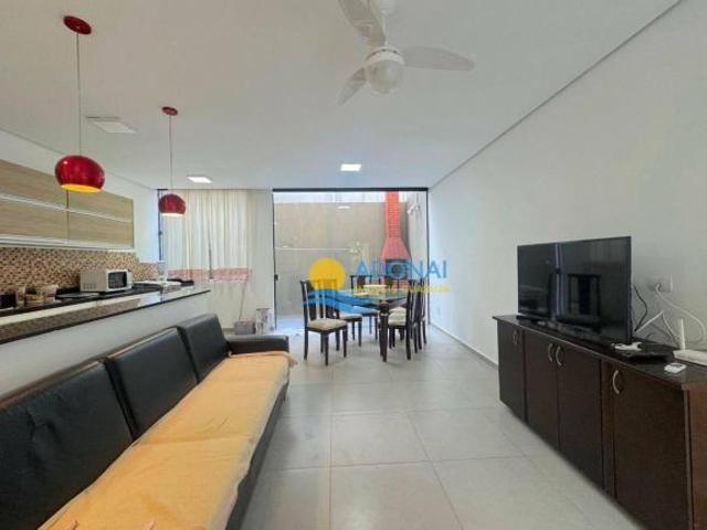 Casa próximo à praia com sacada — Enseada — Guarujá