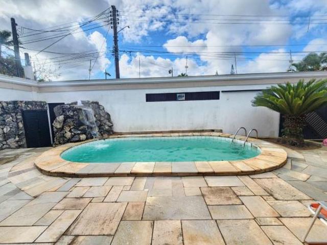 Casa próximo à praia com varanda gourmet — Enseada — Guarujá
