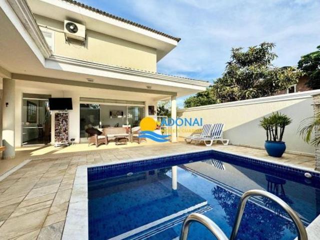 Casa próximo à praia com varanda gourmet — Tombo — Guarujá