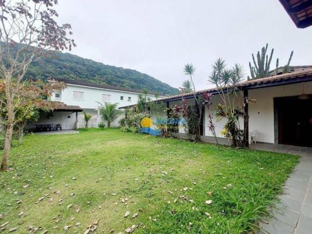 Casa próximo à praia com vista — Guaiúba — Guarujá