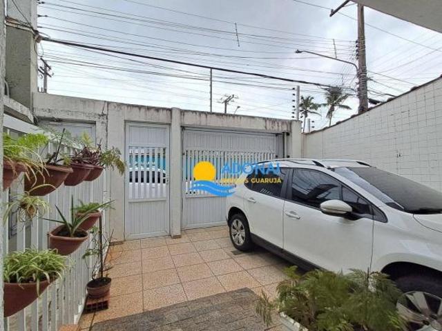 Casa próximo à praia com vista — Enseada — Guarujá