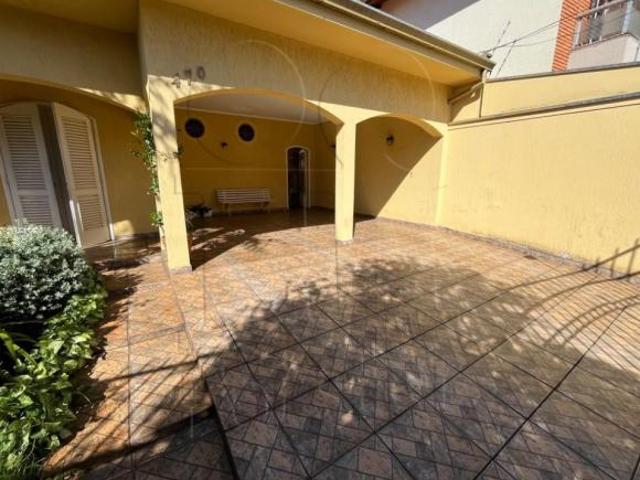 Casa proximo ao centro de Limeira