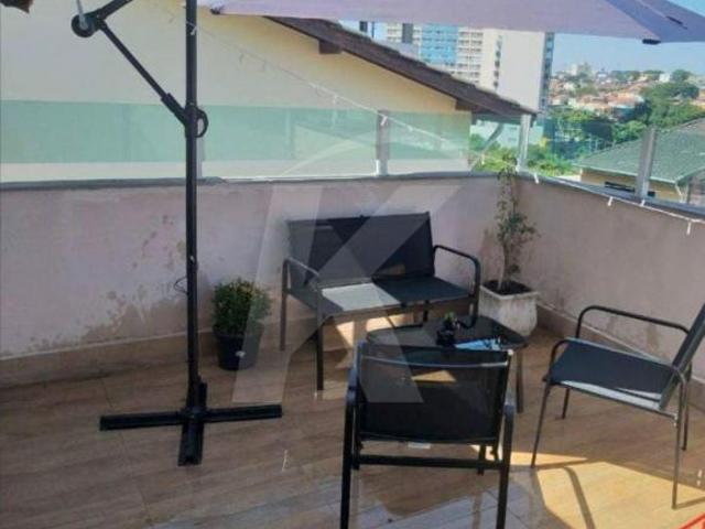 Casa próximo ao Shopping Maia á venda com 3 quartos, 2 vagas de garagem!