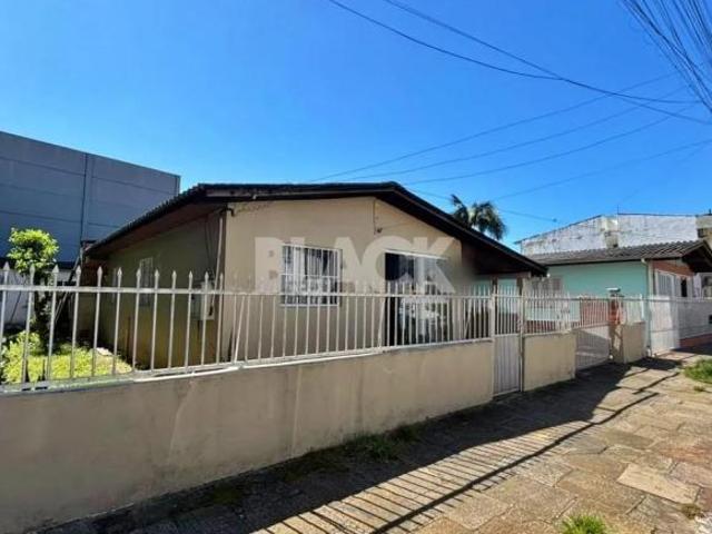 Casa próxima a Lagoa do Violão em Torres RS