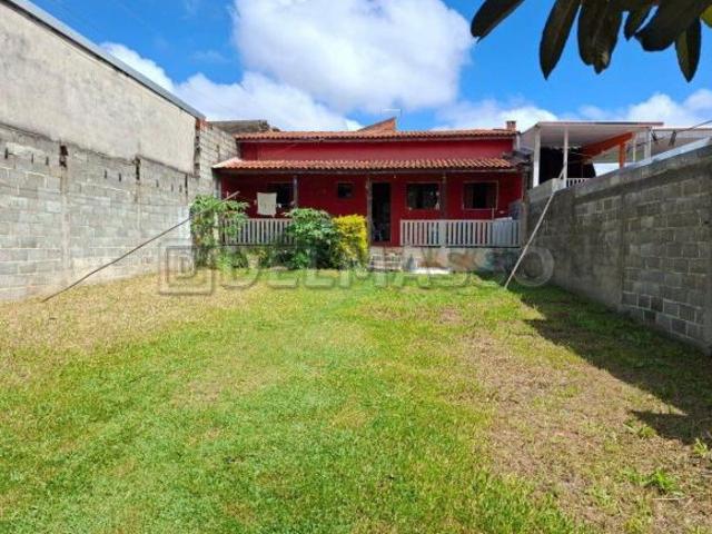 Casa próxima ao centro!