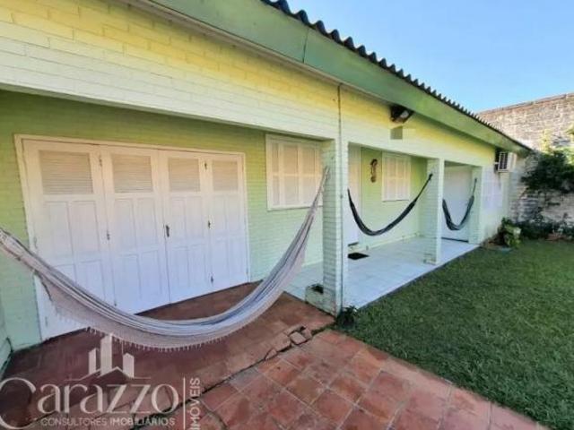 Casa próxima ao Hospital de Tramandaí