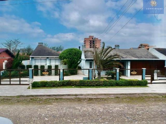 Casa próxima ao mar em Mariápolis