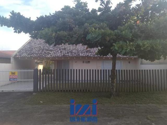 Casa próxima da praia no Jardim Estoril