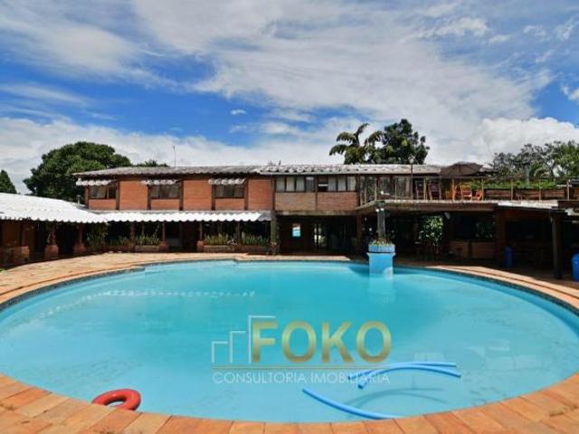 Casa QI 23, Lago Sul em lote de 11.250 m²