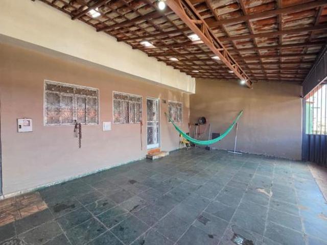 CASA QNN 24 CEILÂNDIA 4 QUARTOS LOTE 130M² C/ CASA FUNDOS FINANCIA R$327 MIL