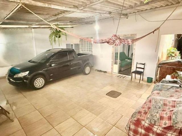 Casa QR 502 escriturada com Kit nos fundos