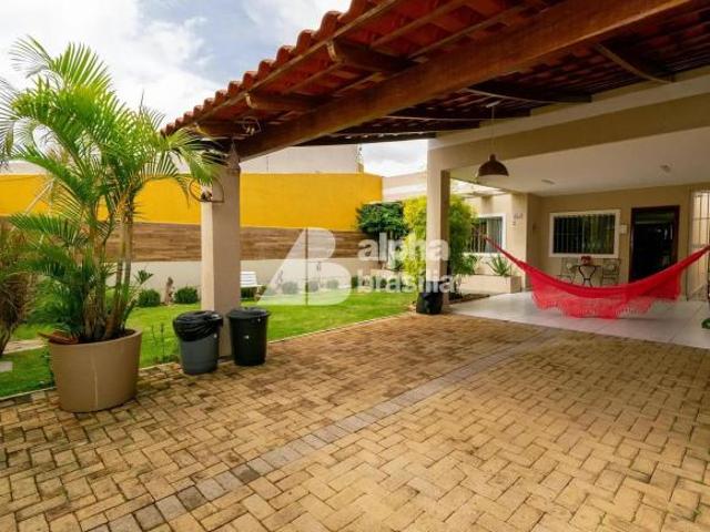 CASA QSE 01 TAGUATINGA SUL CASA TÉRREA 4 QUARTOS 2 SUÍTES LAZER COM PISCINA E SAUNA 2 VAGAS
