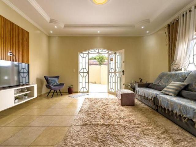 CASA RUA 04 VICENTE PIRES LOTE 800M2 PISCINA E CHURRAQUEIRA AC PERMUTA