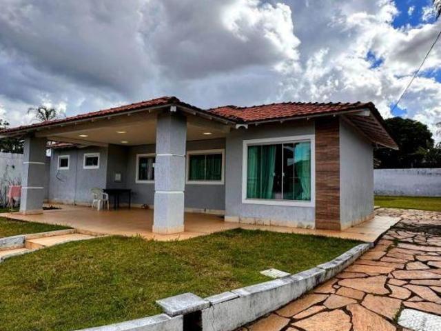 CASA RUA 10, 800m, 4 quartos
