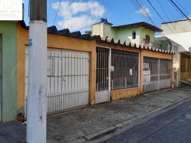 CASA RUA SANTA GEMA, VILA TALARICO, PRÓXIMO A TODOS OS COMÉRCIOS DA REGIÃO