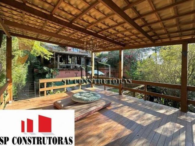 Casa Rustica 3 Dorm 3 suites AT 1.231m2 AC 334m2 Oportunidade!