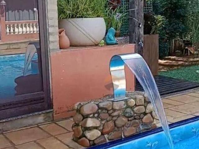 Casa rustica com 3 dormitórios Chácara Tropical Remanso II Caucaia do Alto Km 49 da raposo t