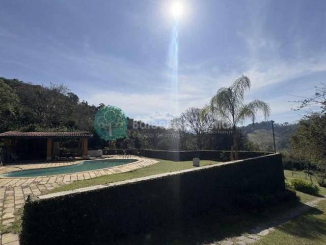 Casa Rústica à Venda em Santo Antônio do Pinhal 80.000m²