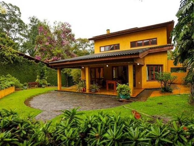 Casa Rústica à Venda Granja Viana II 4 Suítes Piscina Espaço Gourmet Condomínio Lazer Completo
