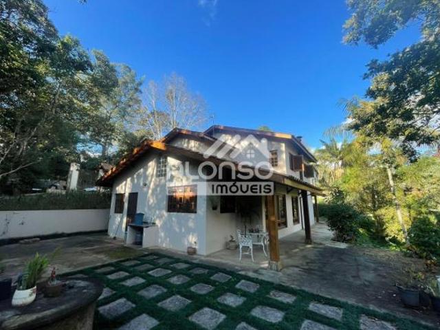CASA RÚSTICA À VENDA NA GRANJA VIANA