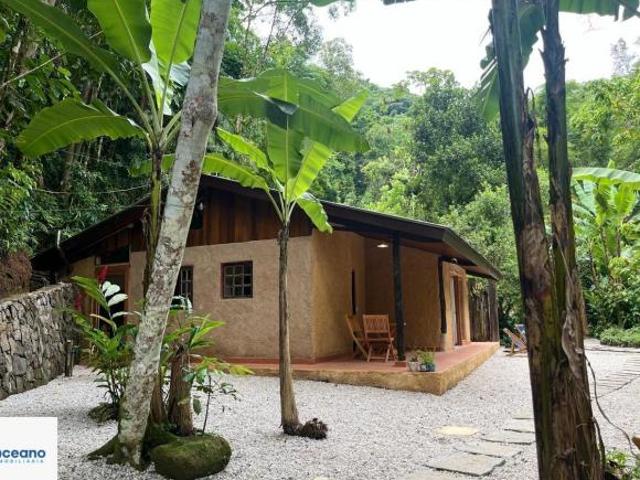 Casa Rústica a venda no Sertão de Cambury