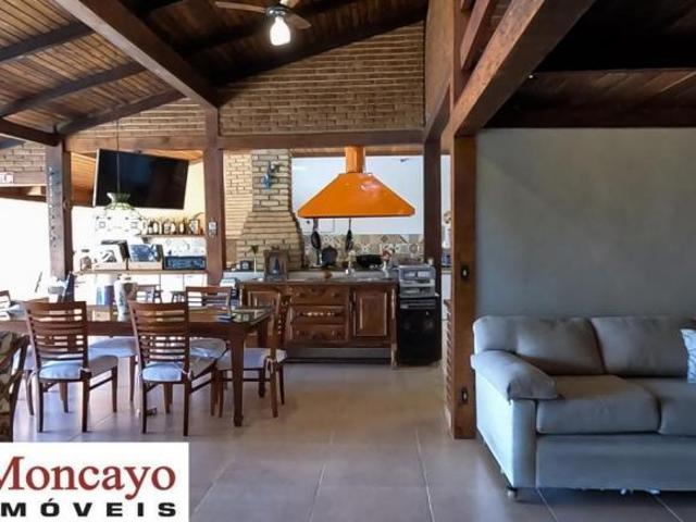 Casa rústica para venda na Praia das Palmeiras, Caraguatatuba