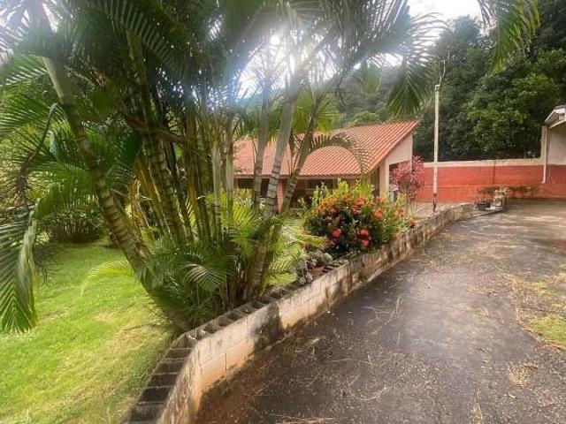 Casa rural para venda em Chácaras São José, 2,065m²