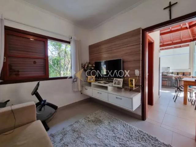 Casa Rainha Louveira