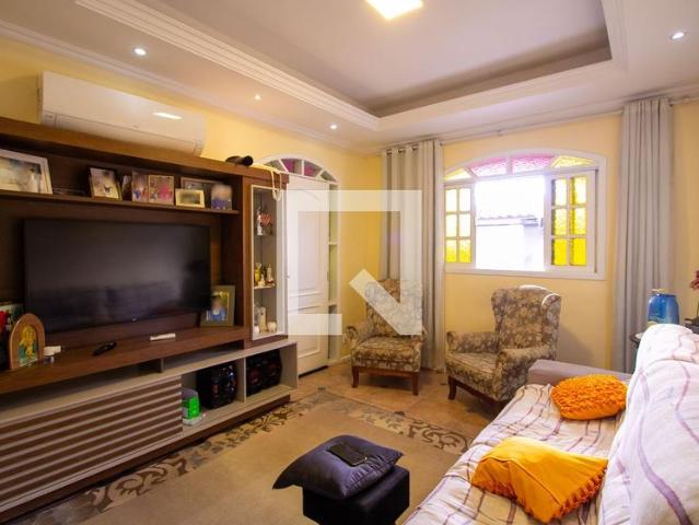 Casa, Raul Veiga, 2 Quartos, 360 m2 São Gonçalo