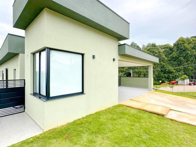 CASA RECÉM CONSTRUÍDA 5 DORMITÓRIOS – VISTA PRIVILEGIADA EM