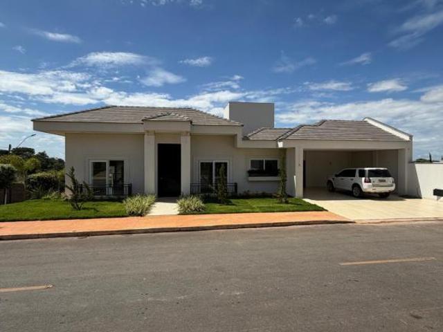 Casa recem construida Entrada + parcelas 180 meses pela construtora
