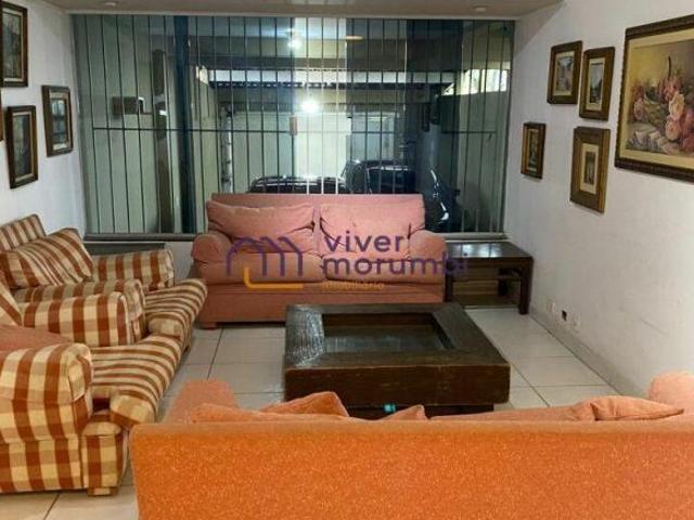 Casa recém reformada, telhado e pintura nova 5 dormitórios, banheira, churrasqueira, garagem para