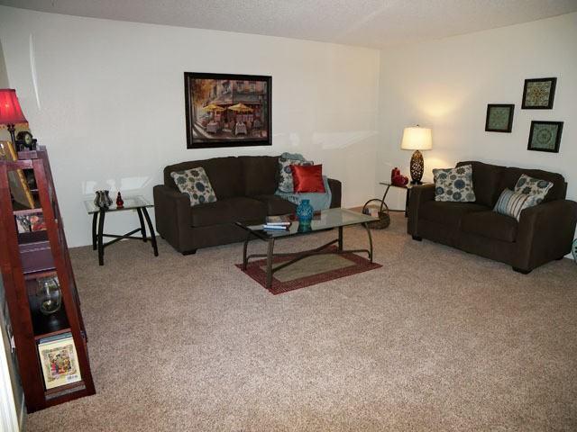 Casa Real 2 Bedroom Apartment for Rent at Casa Real Apartments, Bakersfield, CA 93309 Kern City