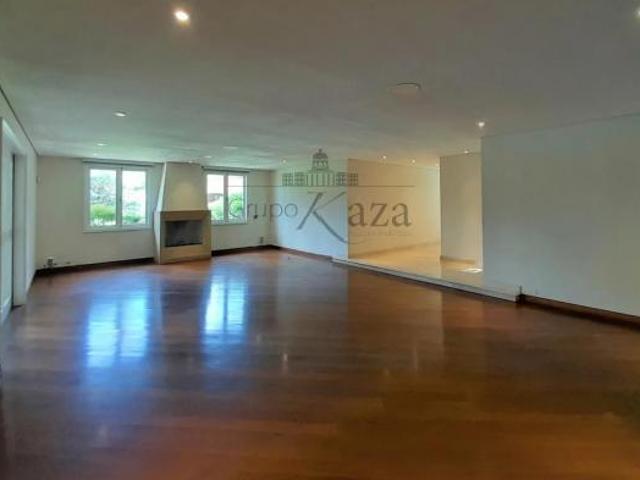 Casa Real Parque 4 Suítes 736m²