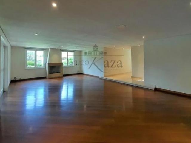 Casa Real Parque 4 Suítes 736m²