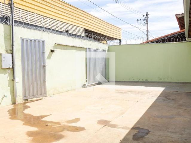 Casa, Regina Peres, 3 Quartos, 180 m2 Montes Claros