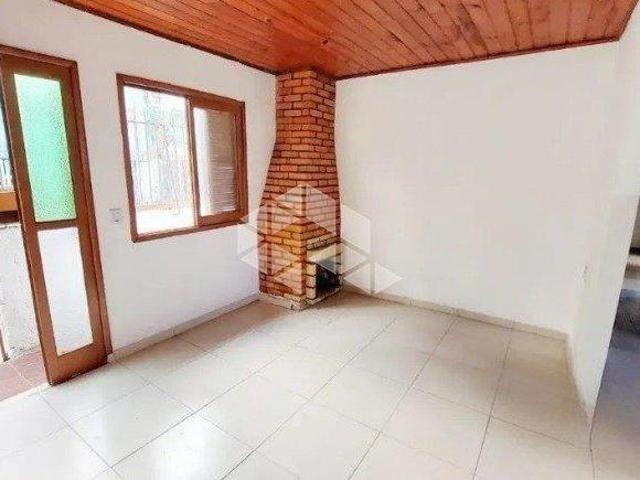 Casa Regularizada com 3 Quartos e 2 banheiros 2 vagas à Venda, 111 m², no bairro Cristal por R$ 320