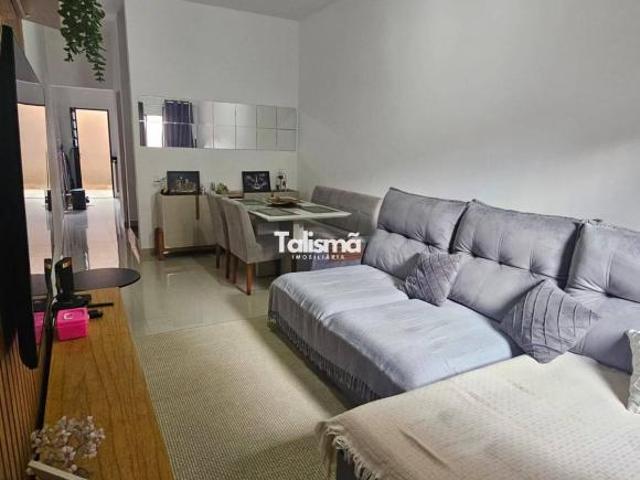 CASA REFORMADA 2 SUÍTES 2 VAGAS LOCAÇÃO E VENDA JD MITSUTANI