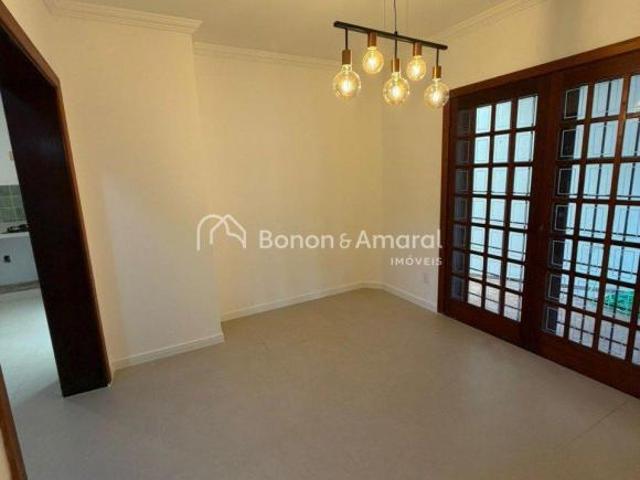 Casa reformada à venda no Jardim Chapadão Campinas