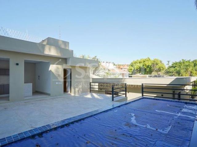 Casa reformada a venda com 5 quartos no jardim Guedala