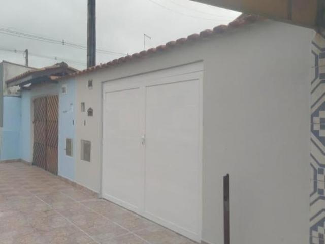 Casa Reformada á venda em Itanhaém 2 Dorms por R$ 239 Mil