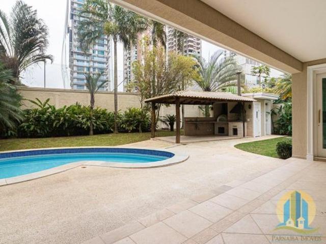 Casa reformada à venda – Residencial Alpha Plus