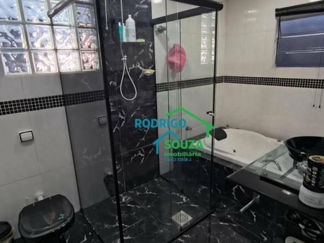 Casa Reformada com 3 Dormitórios, 2 Suítes, Hidromassagem e Escritório – Região do Corinthinha | Car