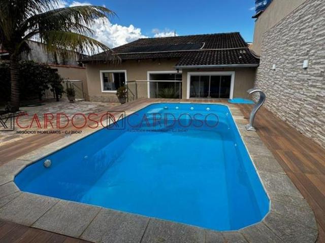 Casa Reformada com 3 Quartos, 2 Suítes e Lazer Completo em Arniqueiras 51