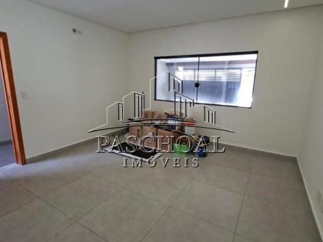 Casa reformada com 140 metros na Tupi a venda